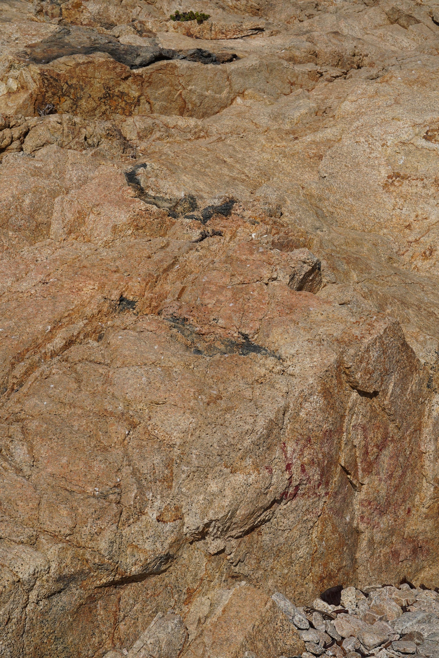 MUTH | Diseño de autor y Slow fashion